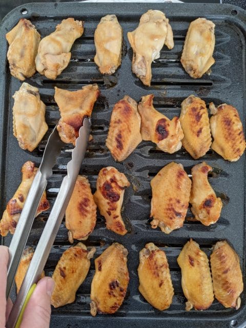 Sweet Soy Broiled Chicken Wings